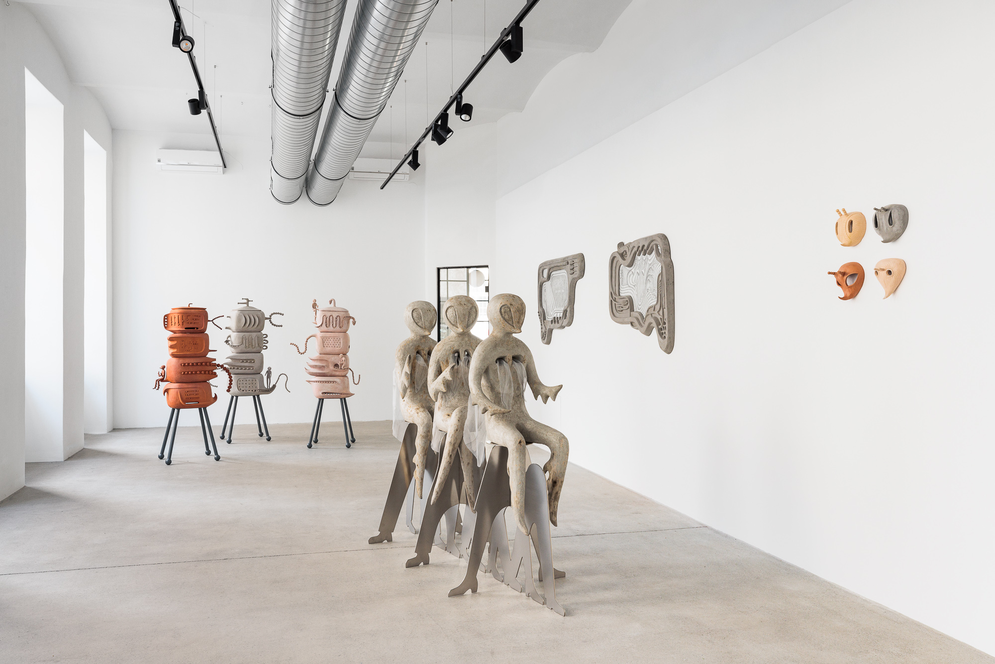 Dr. Éva Kahán Foundation: Exhibition