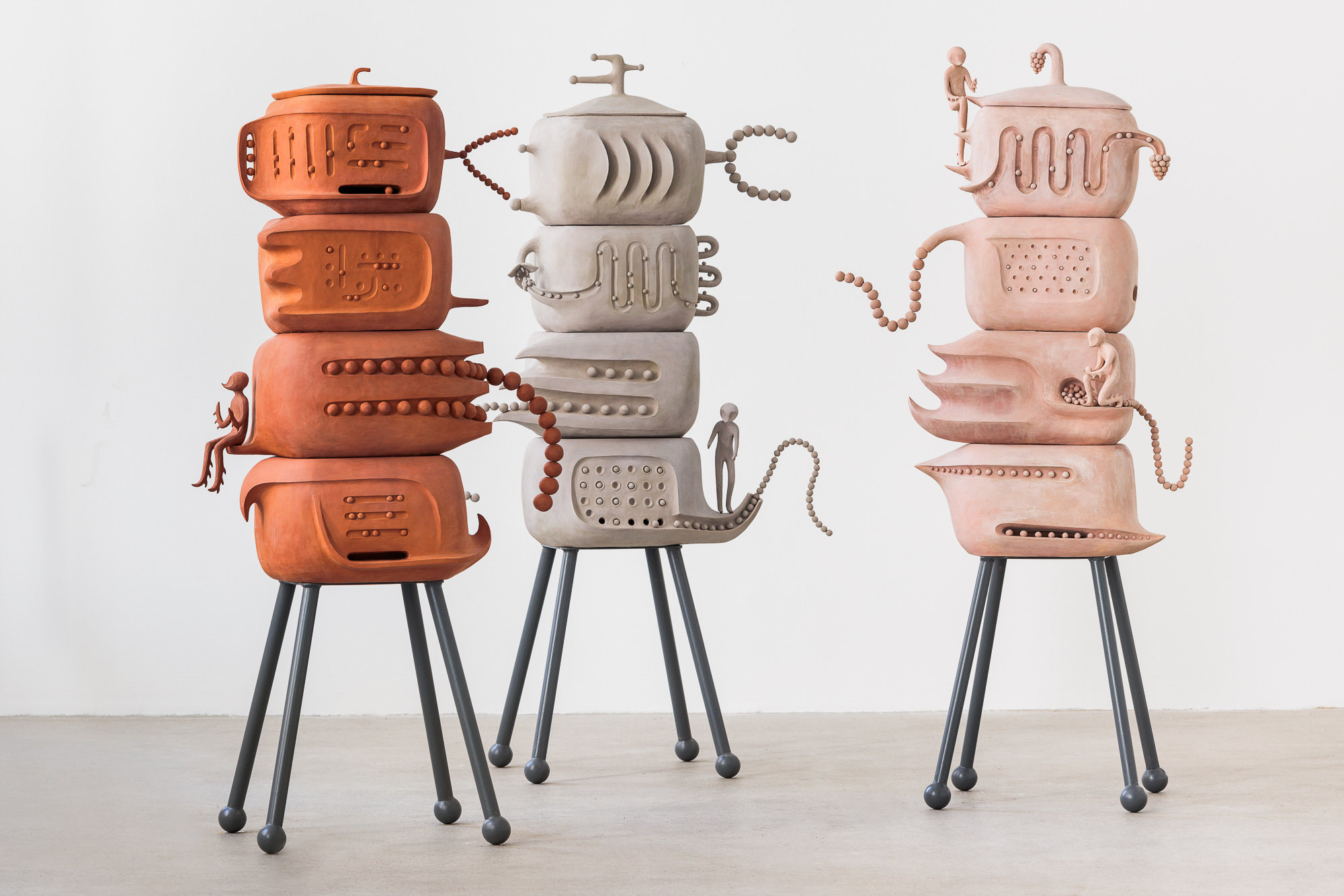 Dr. Éva Kahán Foundation: Exhibition